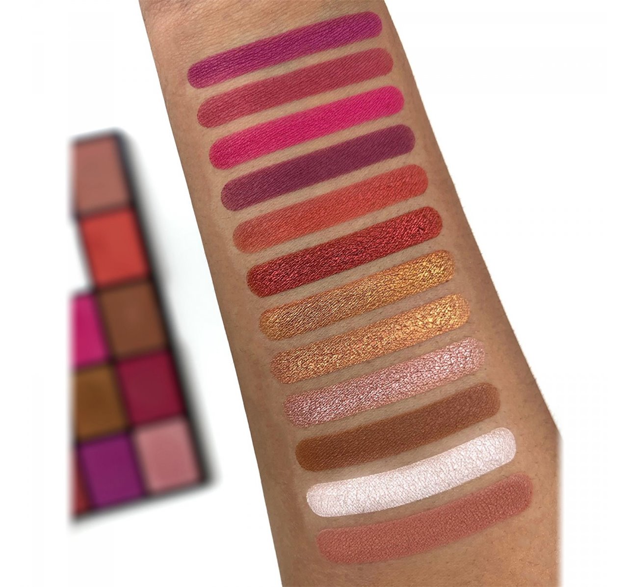 REVOLUTION RELOADED RED ALERT PALETTE PALETTE DE FARDS PAUPIERE – Daisy.ma